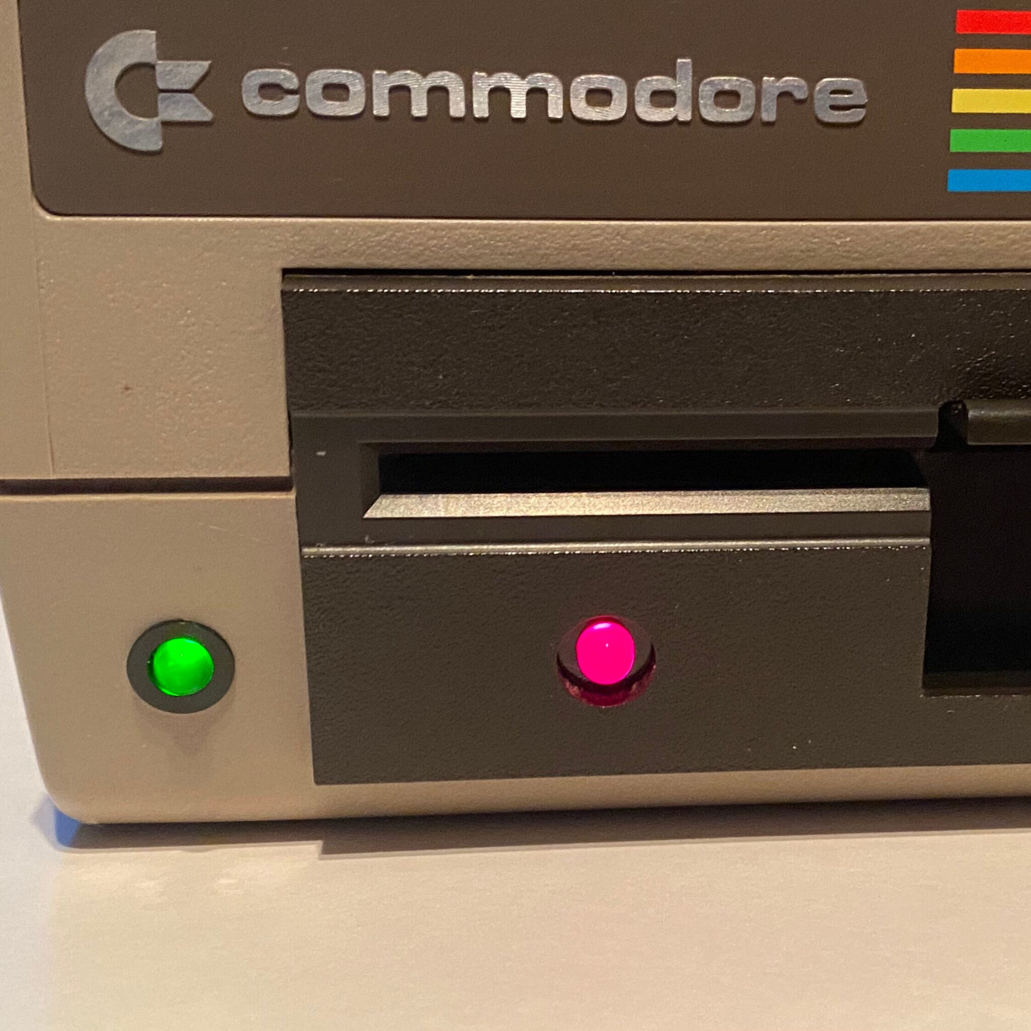 Pi1541 Floppy Drive Emulator – Weasel's World