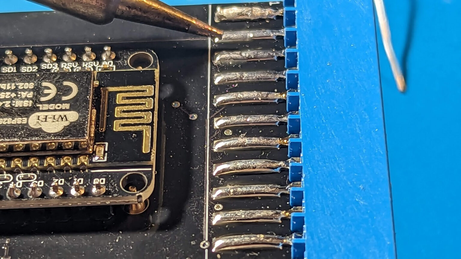 Strikelink Commodore Wifi Modem (ESP8266 ESP-12E) – Weasel's World